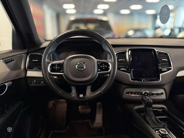 Pelēks Volvo XC90 2016 Klaipėda, ar dzinēja tilpumu 2.00 L un nobraukumu 171 tūkst. km par 24950 €, foto 10 vietnē AUTOMOTO.COM.LV