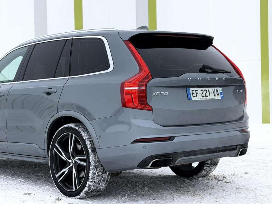 Pelēks Volvo XC90 2016 Tauragė, ar dzinēja tilpumu 1.97 L un nobraukumu 260 tūkst. km par 20800 €, foto 18 vietnē AUTOMOTO.COM.LV