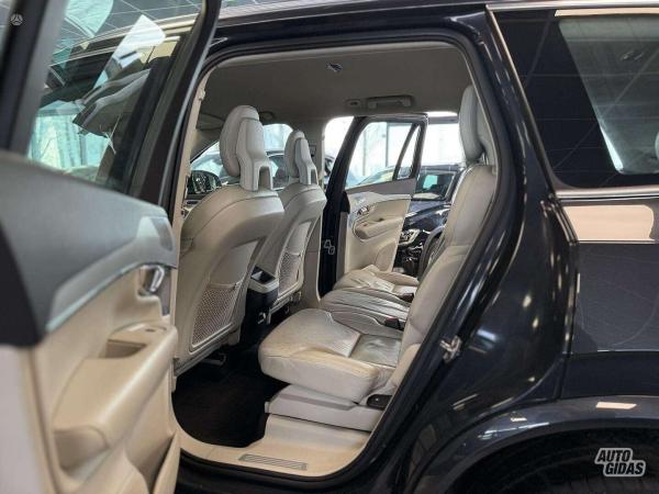 Grey Volvo XC90 2016 in Klaipeda, with an engine capacity of 2.00 L and mileage of 251 thousand km for 23950 €, photo 4 on AUTOMOTO.COM.LV