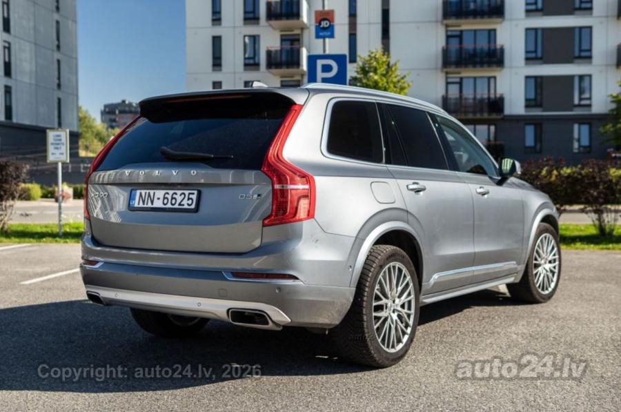 Grey Volvo XC90 2016 in Riga, with an engine capacity of 2.00 L and mileage of 195 thousand km for 23300 €, photo 5 on AUTOMOTO.COM.LV