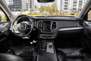 Grey Volvo XC90 2016 in Riga, with an engine capacity of 2.00 L and mileage of 195 thousand km for 23300 €, photo 10 on AUTOMOTO.COM.LV