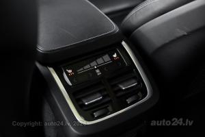Grey Volvo XC90 2016 in Riga, with an engine capacity of 2.00 L and mileage of 195 thousand km for 23300 €, photo 19 on AUTOMOTO.COM.LV