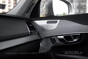 Grey Volvo XC90 2016 in Riga, with an engine capacity of 2.00 L and mileage of 195 thousand km for 23300 €, photo 21 on AUTOMOTO.COM.LV