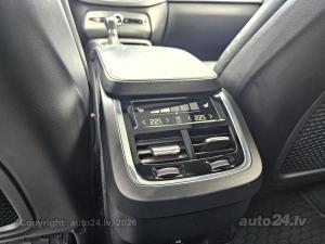 Grey Volvo XC90 2016 in Tallinn, with an engine capacity of 2.00 L and mileage of 143 thousand km for 23500 €, photo 9 on AUTOMOTO.COM.LV