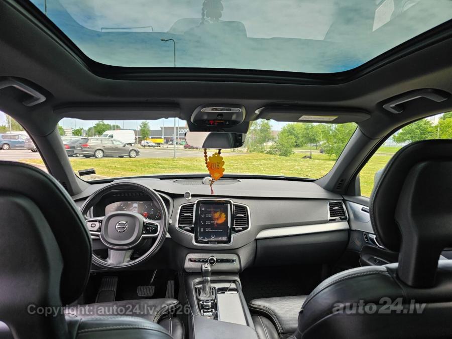 Grey Volvo XC90 2016 in Tallinn, with an engine capacity of 2.00 L and mileage of 143 thousand km for 23500 €, photo 11 on AUTOMOTO.COM.LV