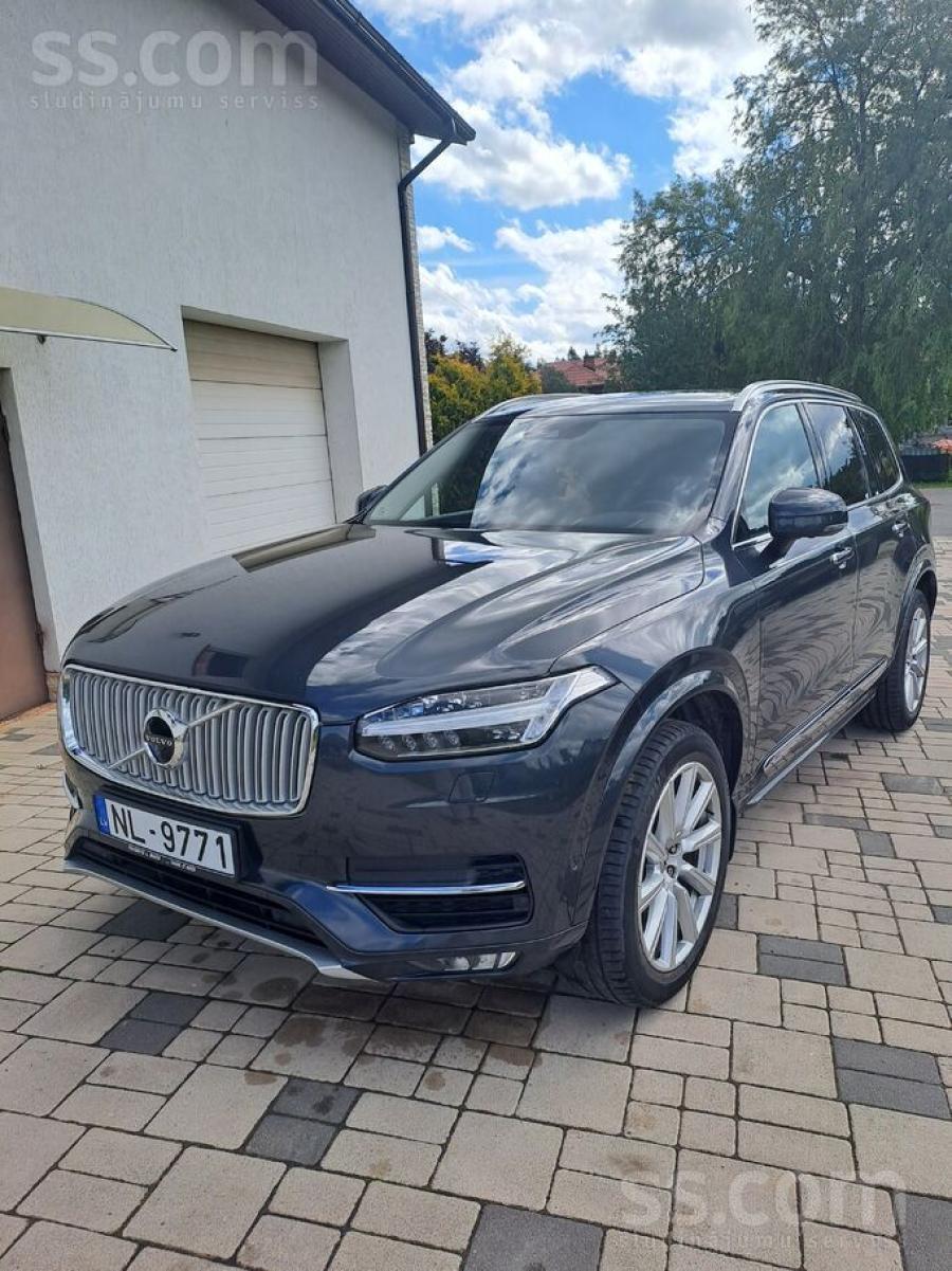 Pelēks Volvo XC90 2016 Tukums, ar dzinēja tilpumu 2.00 L un nobraukumu 263 tūkst. km par 18900 €, foto 1 vietnē AUTOMOTO.COM.LV