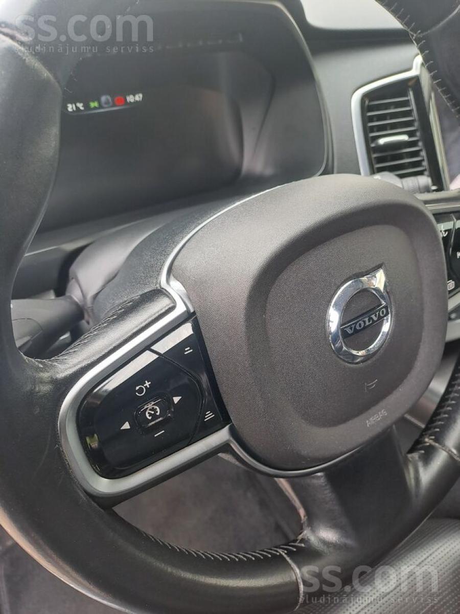 Pelēks Volvo XC90 2016 Tukums, ar dzinēja tilpumu 2.00 L un nobraukumu 263 tūkst. km par 18900 €, foto 19 vietnē AUTOMOTO.COM.LV