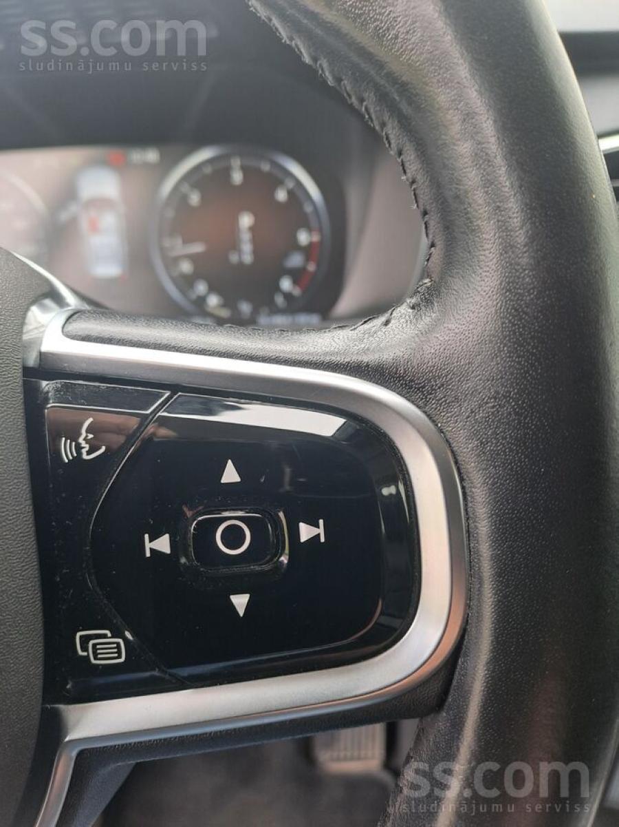 Pelēks Volvo XC90 2016 Tukums, ar dzinēja tilpumu 2.00 L un nobraukumu 263 tūkst. km par 18900 €, foto 21 vietnē AUTOMOTO.COM.LV