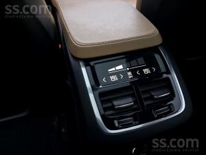 Pelēks Volvo XC90 2016 Rīga, ar dzinēja tilpumu 2.00 L un nobraukumu 273 tūkst. km par 18490 €, foto 22 vietnē AUTOMOTO.COM.LV