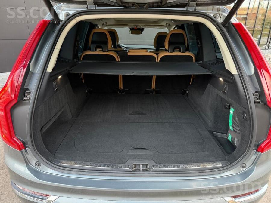 Pelēks Volvo XC90 2016 Ogre, ar dzinēja tilpumu 2.00 L un nobraukumu 193 tūkst. km par 20900 €, foto 13 vietnē AUTOMOTO.COM.LV