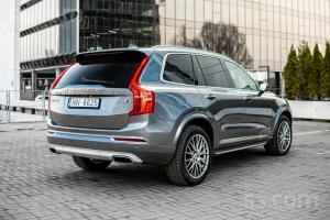 Pelēks Volvo XC90 2016 Rīga, ar dzinēja tilpumu 2.00 L un nobraukumu 195 tūkst. km par 23300 €, foto 6 vietnē AUTOMOTO.COM.LV