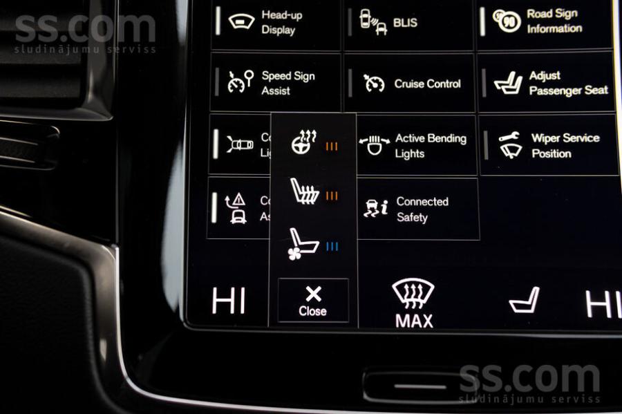 Pelēks Volvo XC90 2016 Rīga, ar dzinēja tilpumu 2.00 L un nobraukumu 195 tūkst. km par 23300 €, foto 17 vietnē AUTOMOTO.COM.LV