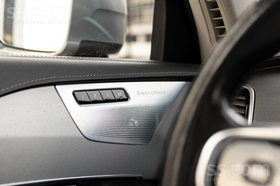 Pelēks Volvo XC90 2016 Rīga, ar dzinēja tilpumu 2.00 L un nobraukumu 195 tūkst. km par 23300 €, foto 20 vietnē AUTOMOTO.COM.LV
