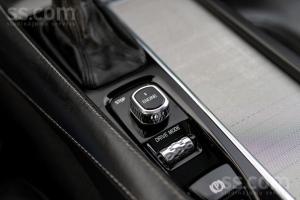 Pelēks Volvo XC90 2016 Rīga, ar dzinēja tilpumu 2.00 L un nobraukumu 195 tūkst. km par 23300 €, foto 27 vietnē AUTOMOTO.COM.LV