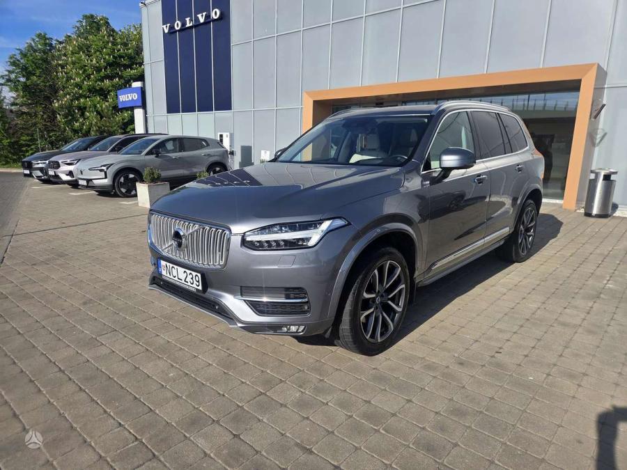 Pelēks Volvo XC90 2016 Klaipėda, ar dzinēja tilpumu 1.97 L un nobraukumu 180 tūkst. km par 27950 €, foto 1 vietnē AUTOMOTO.COM.LV