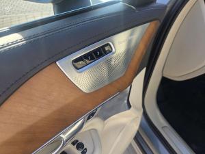 Pelēks Volvo XC90 2016 Klaipėda, ar dzinēja tilpumu 1.97 L un nobraukumu 180 tūkst. km par 27950 €, foto 17 vietnē AUTOMOTO.COM.LV