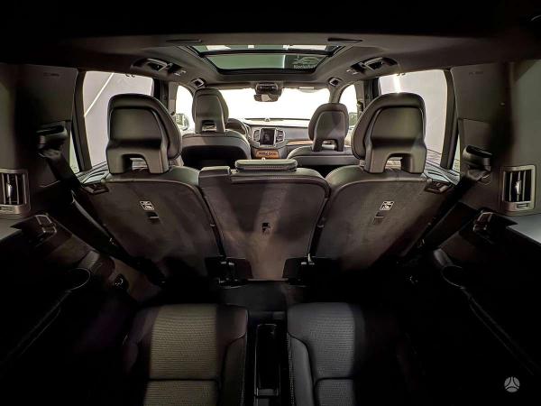 Grey Volvo XC90 2016 in Marijampole, with an engine capacity of 1.97 L and mileage of 242 thousand km for 19750 €, photo 9 on AUTOMOTO.COM.LV