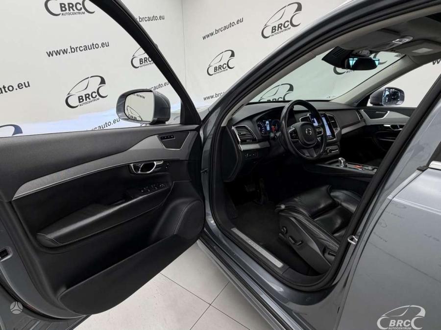 Grey Volvo XC90 2016 in Vilnius, with an engine capacity of 1.97 L and mileage of 315 thousand km for 17900 €, photo 23 on AUTOMOTO.COM.LV