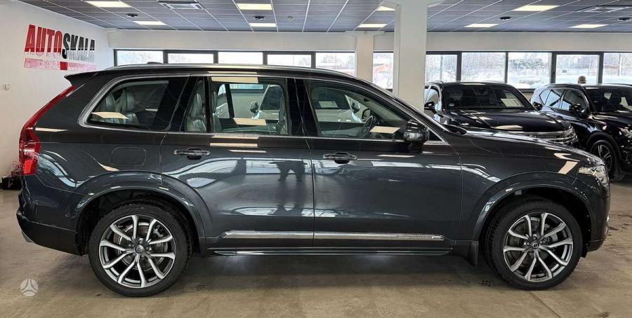 Grey Volvo XC90 2016 in Klaipeda, with an engine capacity of 2.00 L and mileage of 251 thousand km for 23500 €, photo 24 on AUTOMOTO.COM.LV