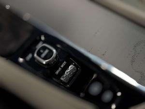 Grey Volvo XC90 2016 in Klaipeda, with an engine capacity of 2.00 L and mileage of 251 thousand km for 23500 €, photo 34 on AUTOMOTO.COM.LV
