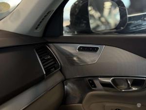 Grey Volvo XC90 2016 in Klaipeda, with an engine capacity of 2.00 L and mileage of 251 thousand km for 23500 €, photo 36 on AUTOMOTO.COM.LV