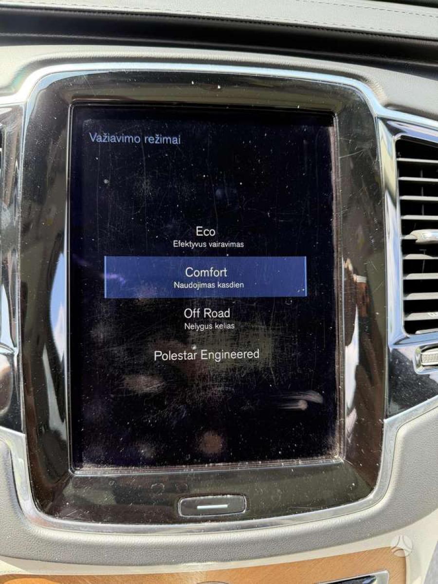 Pelēks Volvo XC90 2016 Viļņa, ar dzinēja tilpumu 1.97 L un nobraukumu 170 tūkst. km par 18200 €, foto 11 vietnē AUTOMOTO.COM.LV