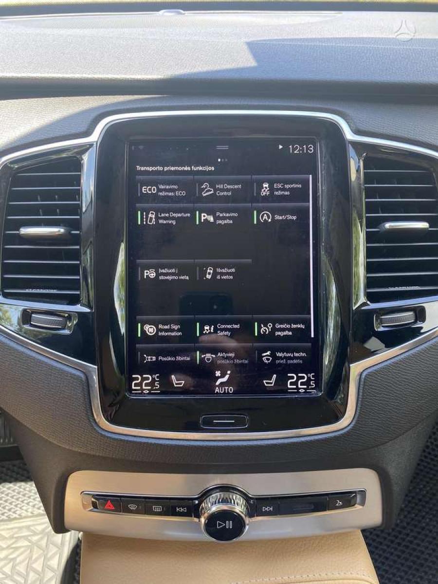 Grey Volvo XC90 2016 in Vilnius, with an engine capacity of 1.97 L and mileage of 250 thousand km for 16600 €, photo 11 on AUTOMOTO.COM.LV