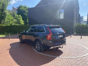 Grey Volvo XC90 2016 in Vilnius, with an engine capacity of 1.97 L and mileage of 250 thousand km for 16600 €, photo 4 on AUTOMOTO.COM.LV