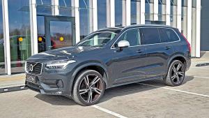Grey Volvo XC90 2016 in Vilnius, with an engine capacity of 1.97 L and mileage of 245 thousand km for 20990 €, photo 4 on AUTOMOTO.COM.LV
