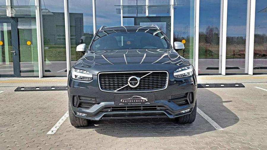 Grey Volvo XC90 2016 in Vilnius, with an engine capacity of 1.97 L and mileage of 245 thousand km for 20990 €, photo 6 on AUTOMOTO.COM.LV