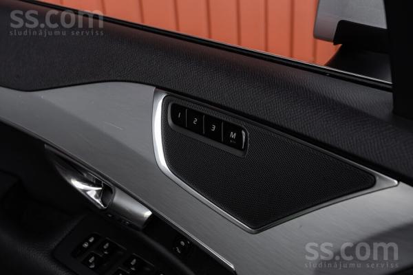 Pelēks Volvo XC90 2016 Jelgava, ar dzinēja tilpumu 2.00 L un nobraukumu 0 tūkst. km par 17999 €, foto 10 vietnē AUTOMOTO.COM.LV