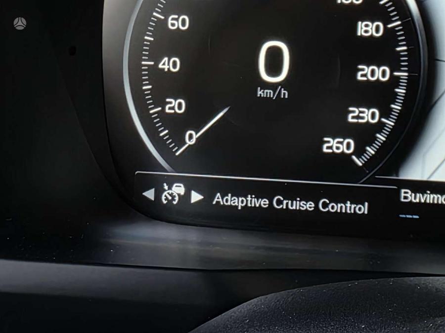 Pelēks Volvo XC90 2016 Viļņa, ar dzinēja tilpumu 1.97 L un nobraukumu 158 tūkst. km par 22500 €, foto 16 vietnē AUTOMOTO.COM.LV