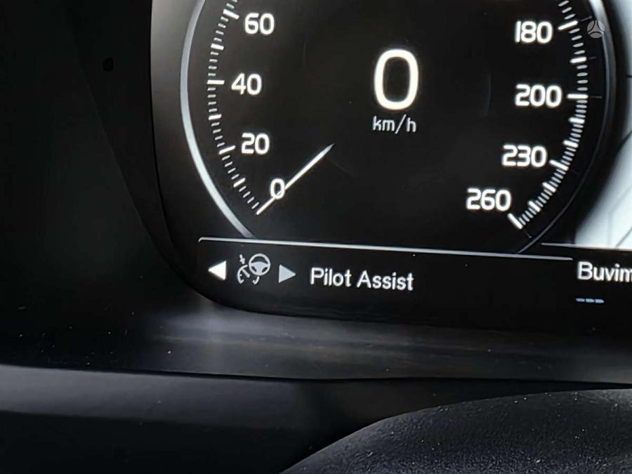 Pelēks Volvo XC90 2016 Viļņa, ar dzinēja tilpumu 1.97 L un nobraukumu 158 tūkst. km par 22500 €, foto 17 vietnē AUTOMOTO.COM.LV