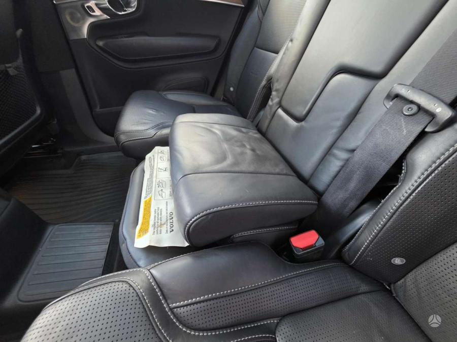 Pelēks Volvo XC90 2016 Viļņa, ar dzinēja tilpumu 1.97 L un nobraukumu 158 tūkst. km par 22500 €, foto 30 vietnē AUTOMOTO.COM.LV