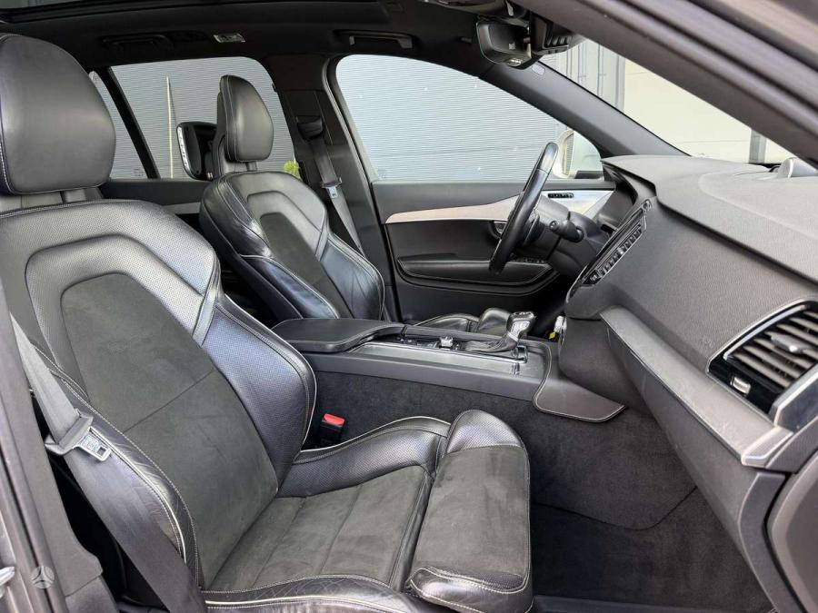 Pelēks Volvo XC90 2016 Viļņa, ar dzinēja tilpumu 1.97 L un nobraukumu 150 tūkst. km par 20800 €, foto 20 vietnē AUTOMOTO.COM.LV
