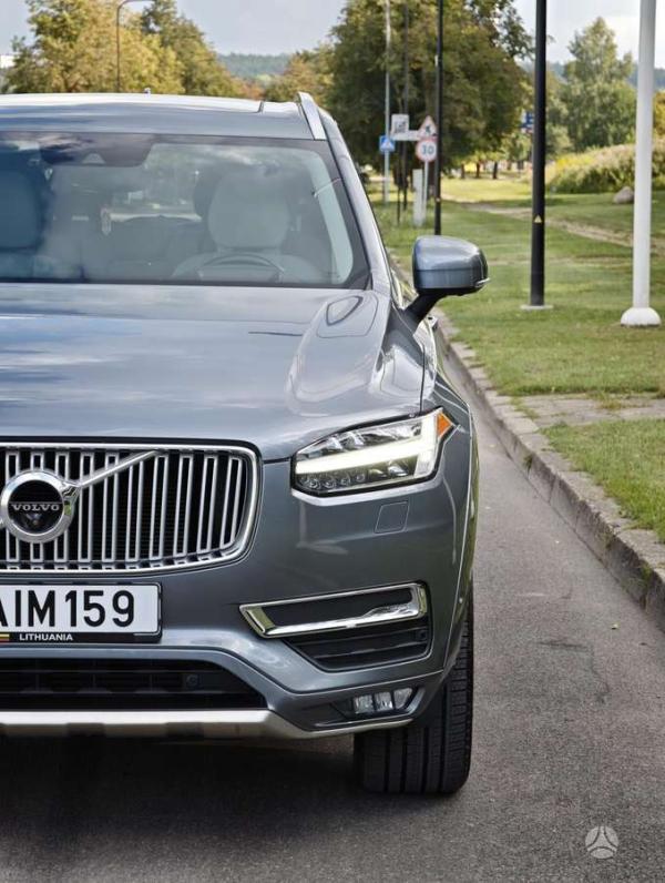 Grey Volvo XC90 2016 in Vilnius, with an engine capacity of 1.97 L and mileage of 172 thousand km for 18800 €, photo 4 on AUTOMOTO.COM.LV