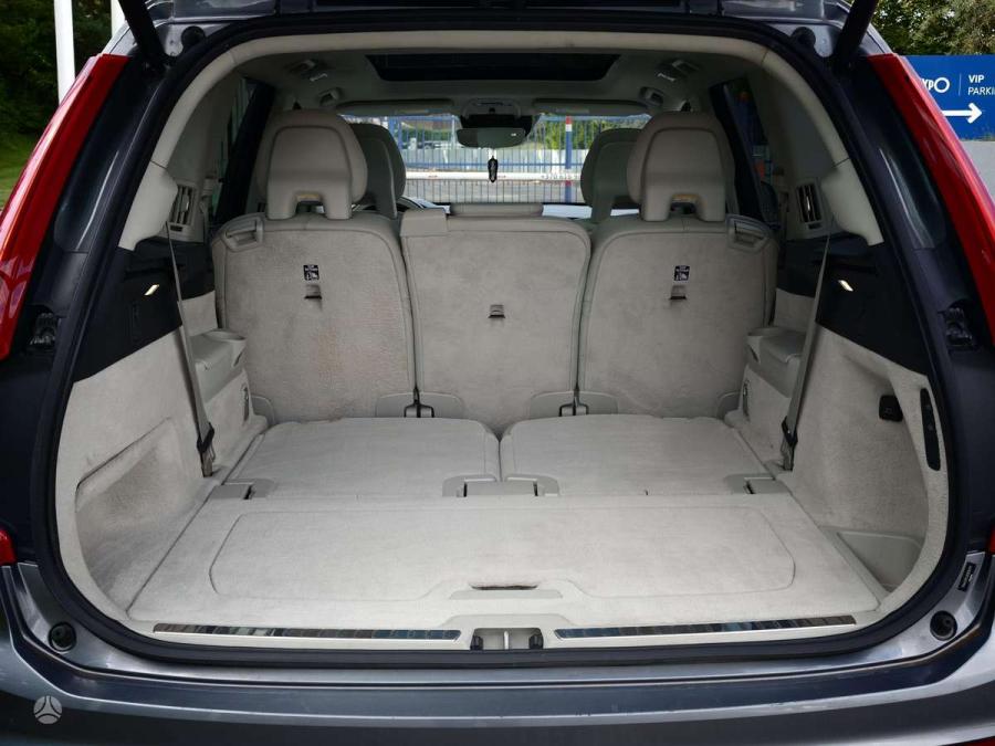 Grey Volvo XC90 2016 in Vilnius, with an engine capacity of 1.97 L and mileage of 172 thousand km for 18800 €, photo 12 on AUTOMOTO.COM.LV