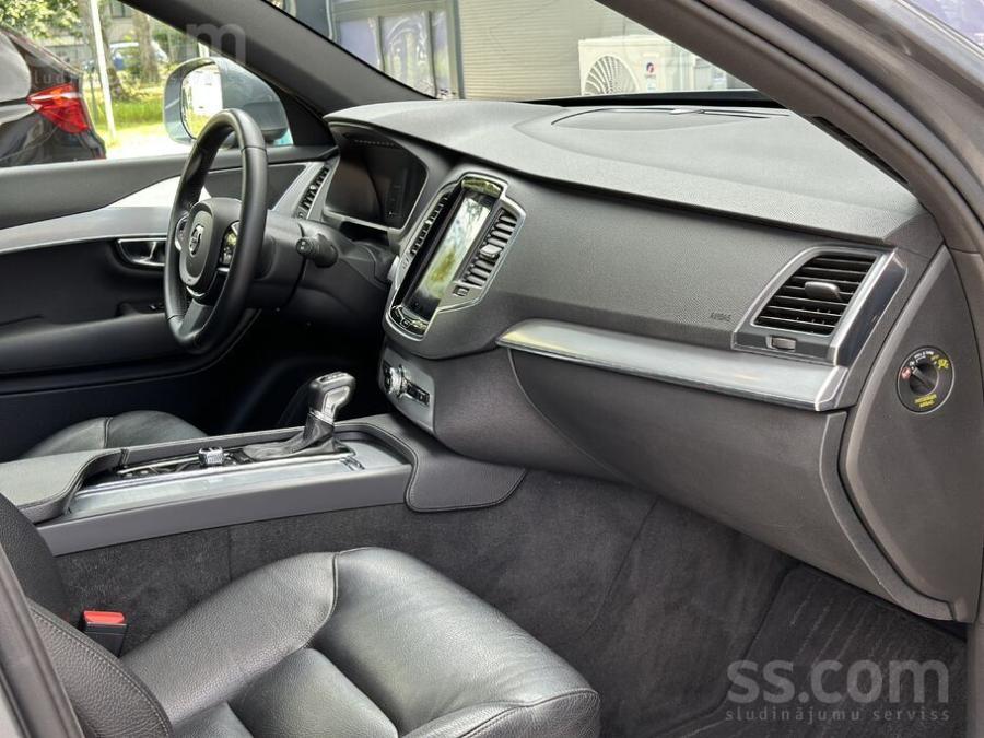 Grey Volvo XC90 2016 in Riga, with an engine capacity of 2.00 L and mileage of 177 thousand km for 20000 €, photo 7 on AUTOMOTO.COM.LV