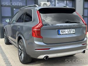 Grey Volvo XC90 2016 in Riga, with an engine capacity of 2.00 L and mileage of 177 thousand km for 20000 €, photo 8 on AUTOMOTO.COM.LV