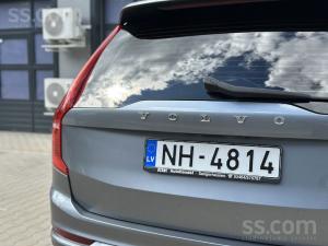 Grey Volvo XC90 2016 in Riga, with an engine capacity of 2.00 L and mileage of 177 thousand km for 20000 €, photo 9 on AUTOMOTO.COM.LV