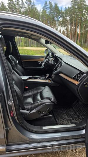Pelēks Volvo XC90 2016 Gulbene, ar dzinēja tilpumu 2.00 L un nobraukumu 256 tūkst. km par 20500 €, foto 9 vietnē AUTOMOTO.COM.LV