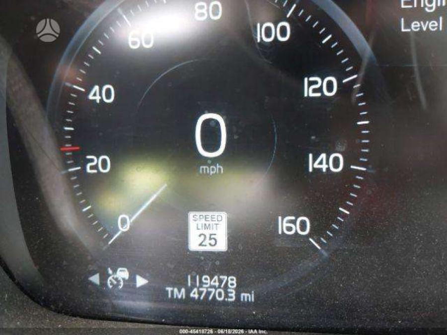 Pelēks Volvo XC90 2016 Klaipėda, ar dzinēja tilpumu 1.97 L un nobraukumu 192 tūkst. km par 11500 €, foto 13 vietnē AUTOMOTO.COM.LV
