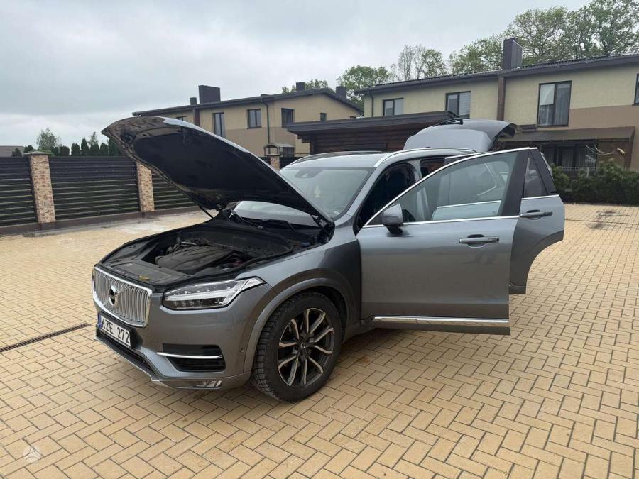 Pelēks Volvo XC90 2016 Marijampole, ar dzinēja tilpumu 2.00 L un nobraukumu 309 tūkst. km par 16495 €, foto 9 vietnē AUTOMOTO.COM.LV