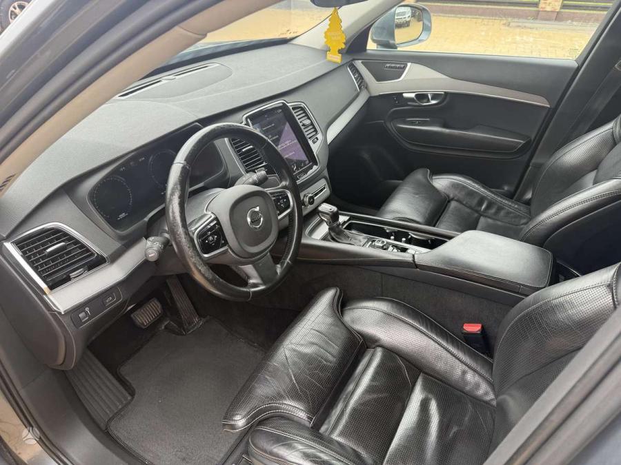 Pelēks Volvo XC90 2016 Marijampole, ar dzinēja tilpumu 2.00 L un nobraukumu 309 tūkst. km par 16495 €, foto 12 vietnē AUTOMOTO.COM.LV