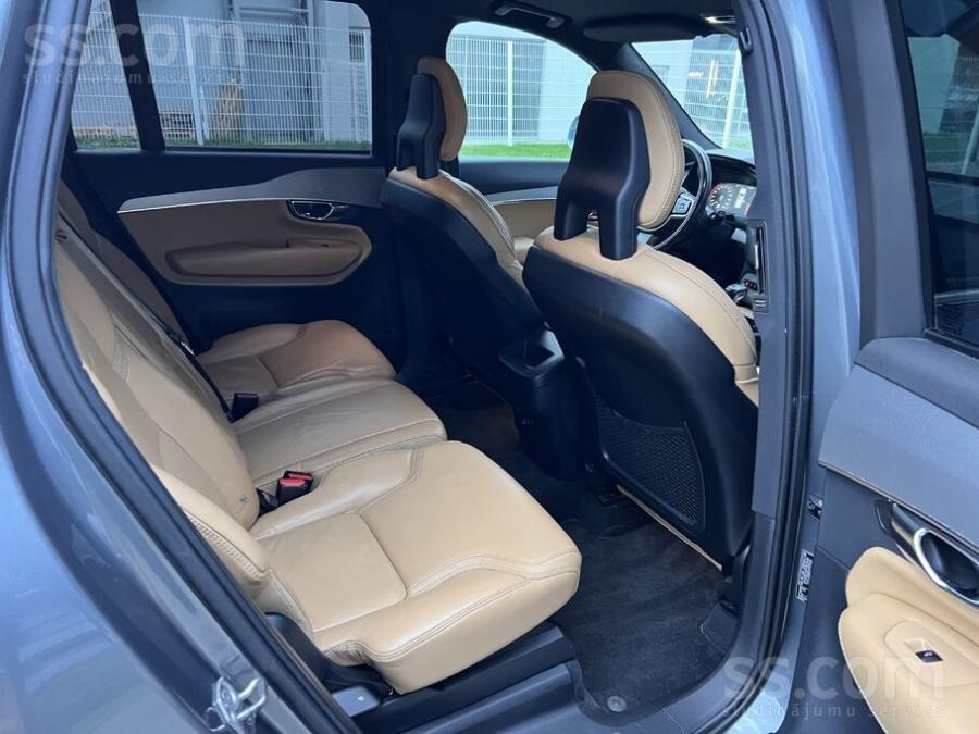 Grey Volvo XC90 2016 in Riga, with an engine capacity of 2.00 L and mileage of 289 thousand km for 16490 €, photo 11 on AUTOMOTO.COM.LV