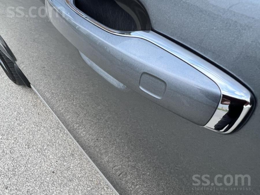 Grey Volvo XC90 2016 in Riga, with an engine capacity of 2.00 L and mileage of 289 thousand km for 16490 €, photo 30 on AUTOMOTO.COM.LV