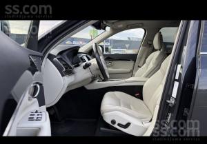 Grey Volvo XC90 2016 in Riga, with an engine capacity of 2.00 L and mileage of 272 thousand km for 17700 €, photo 11 on AUTOMOTO.COM.LV