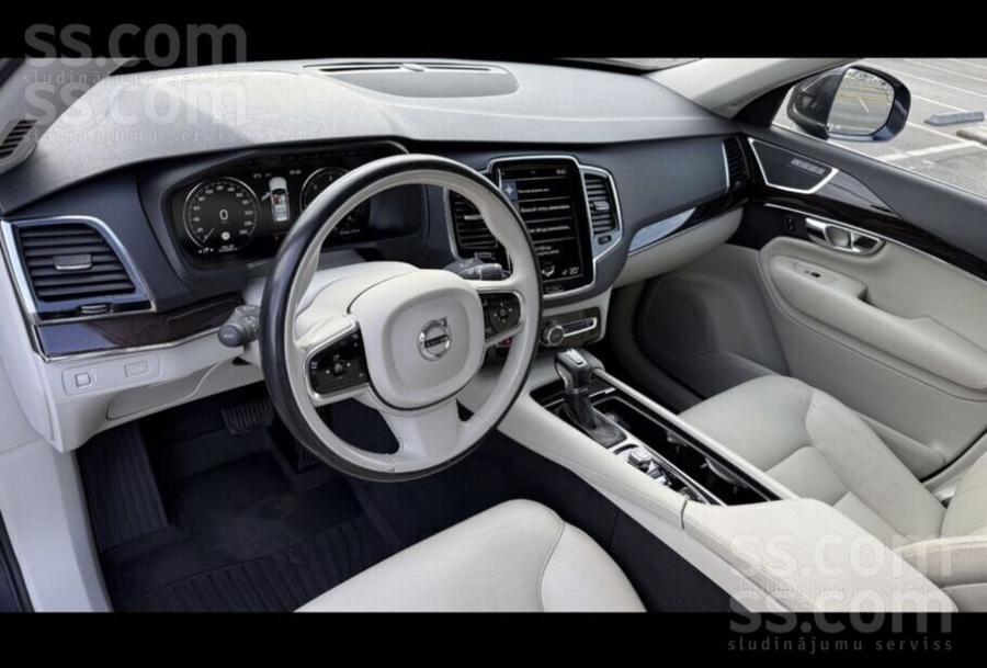 Grey Volvo XC90 2016 in Riga, with an engine capacity of 2.00 L and mileage of 272 thousand km for 17700 €, photo 12 on AUTOMOTO.COM.LV