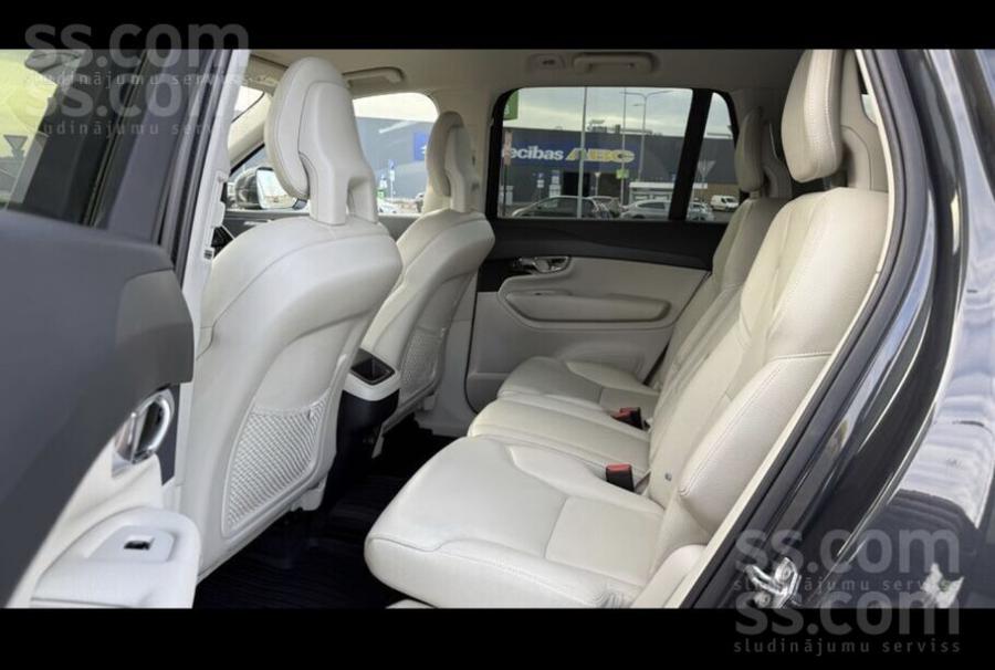 Grey Volvo XC90 2016 in Riga, with an engine capacity of 2.00 L and mileage of 272 thousand km for 17700 €, photo 13 on AUTOMOTO.COM.LV