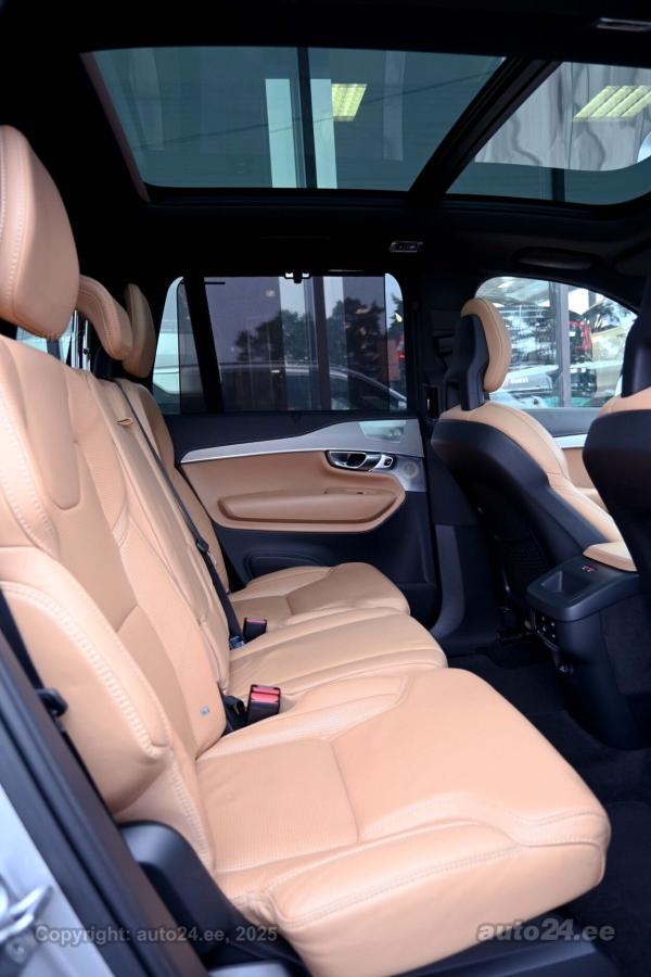 Pelēks Volvo XC90 2017 Tallina, ar dzinēja tilpumu 2.00 L un nobraukumu 123 tūkst. km par 32900 €, foto 11 vietnē AUTOMOTO.COM.LV